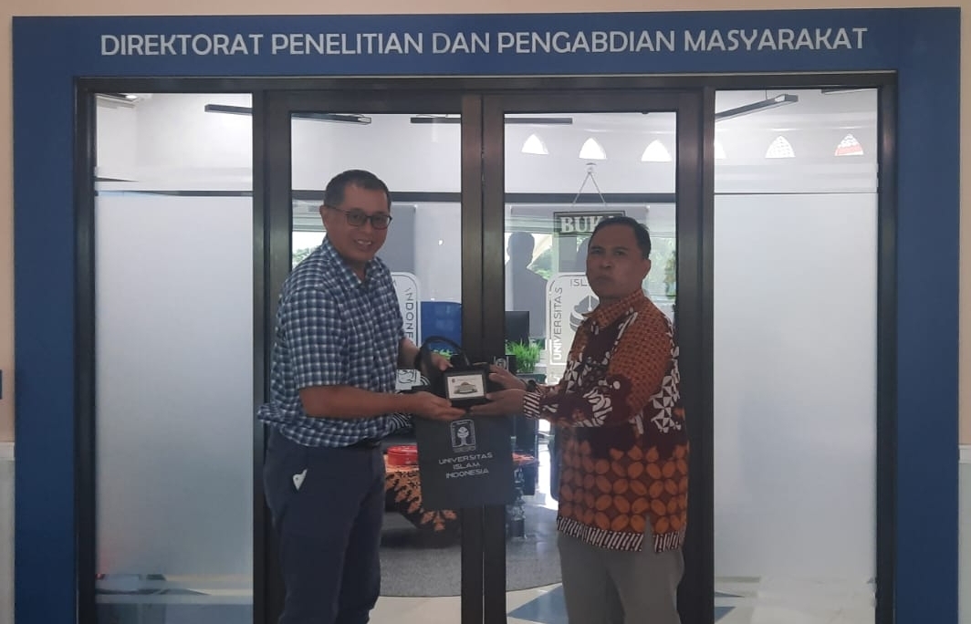 Kunjungan kerja dari Universitas Prasetiya Mulya ke DPPM Universitas ... Kunjungan kerja dari Universitas Prasetiya Mulya ke DPPM Universitas ...