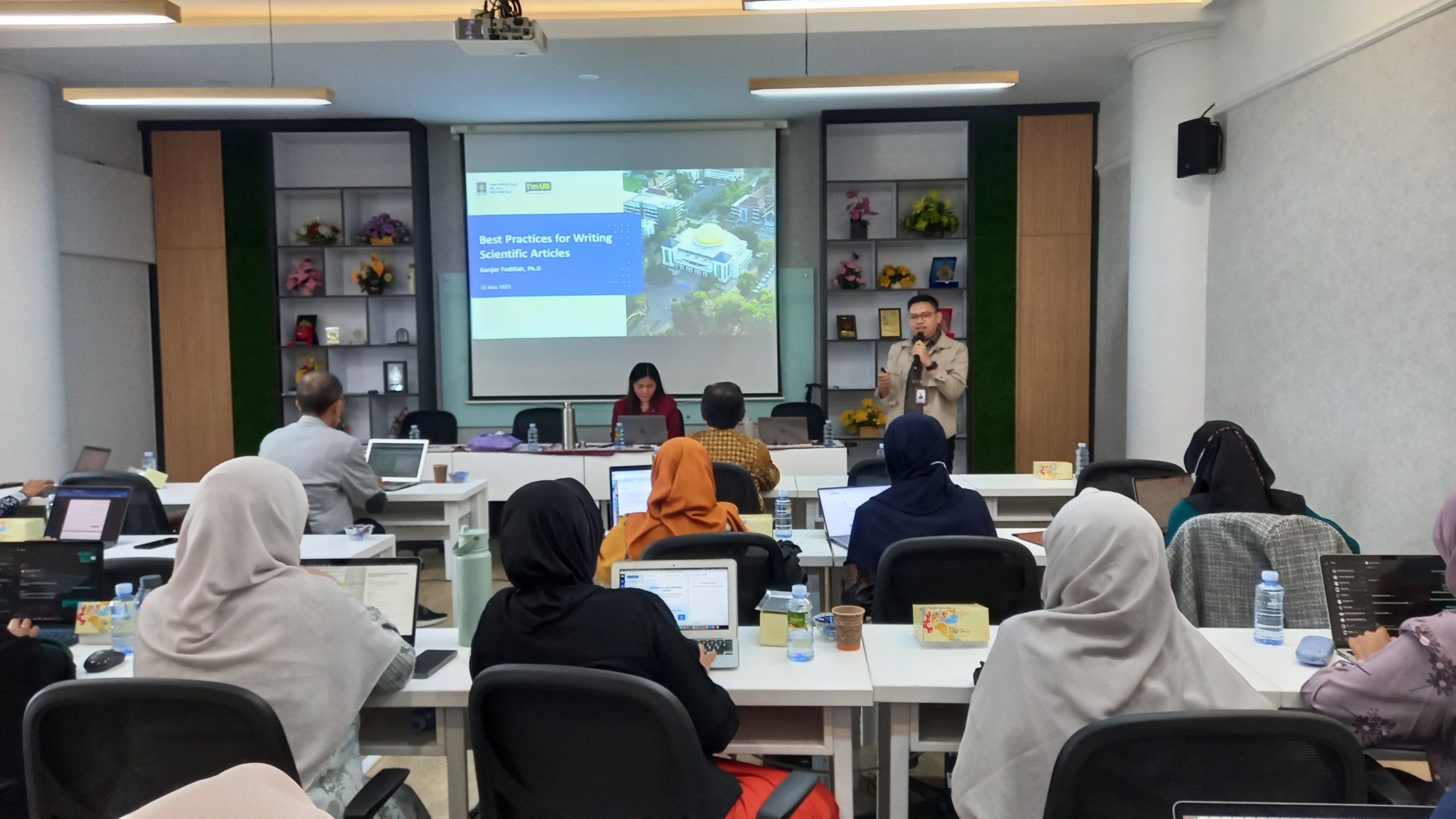 Workshop dan Klinik Jurnal Internasional 2025: Strategi Publikasi di Jurnal Bereputasi - DPPM UII